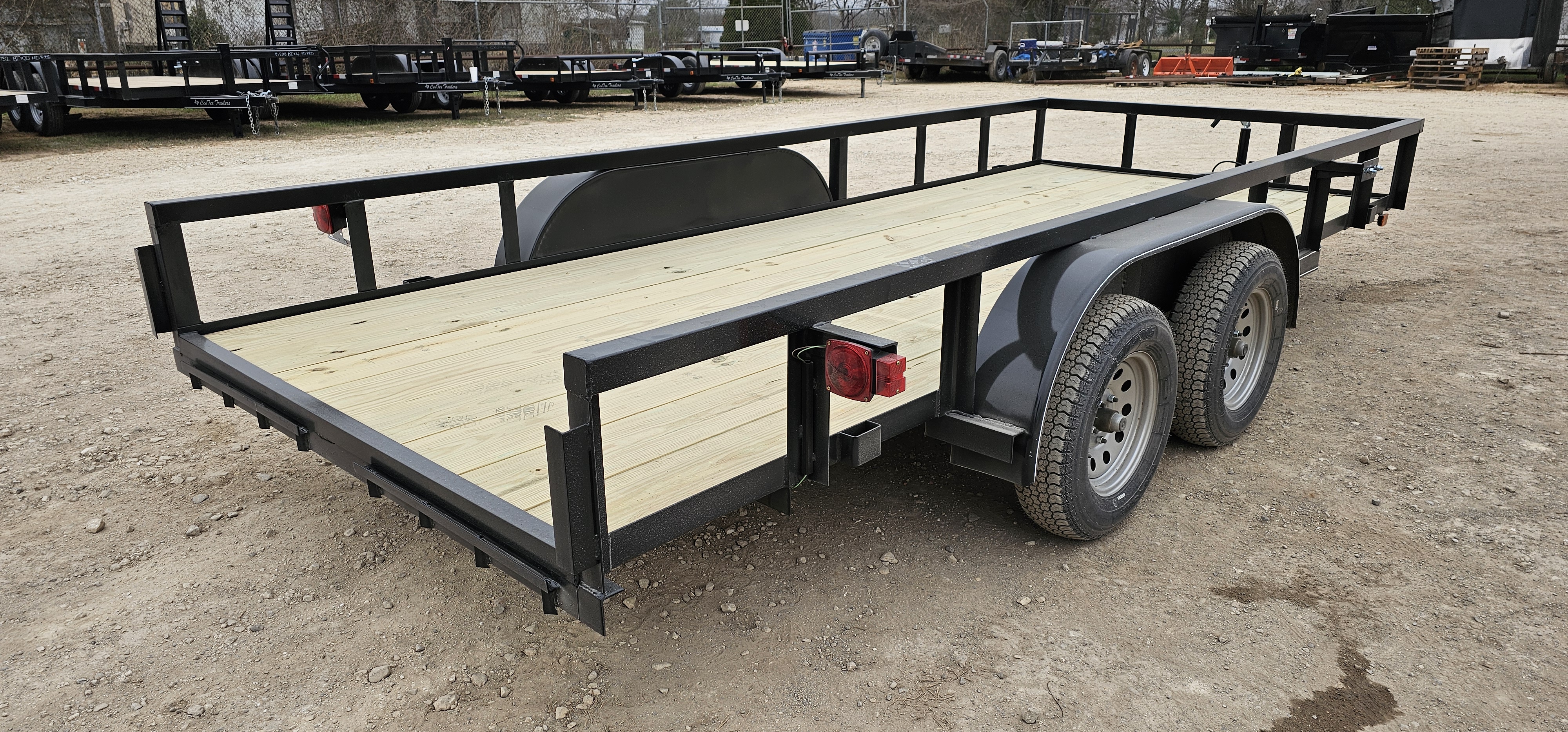 2025-Centex-76-X-16-Tandem-Axle-Utility-Trailer---Sq.-Tube,-Standard ...