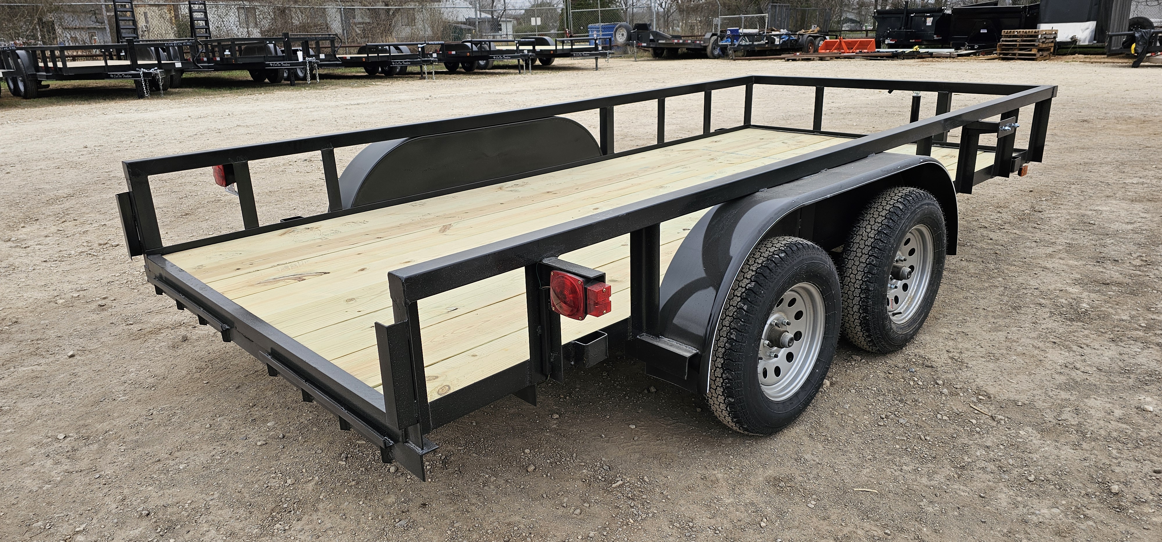 2025-Centex-76-X-14-Tandem-Axle-Utility-Trailer---Sq.-Tube,-Standard ...
