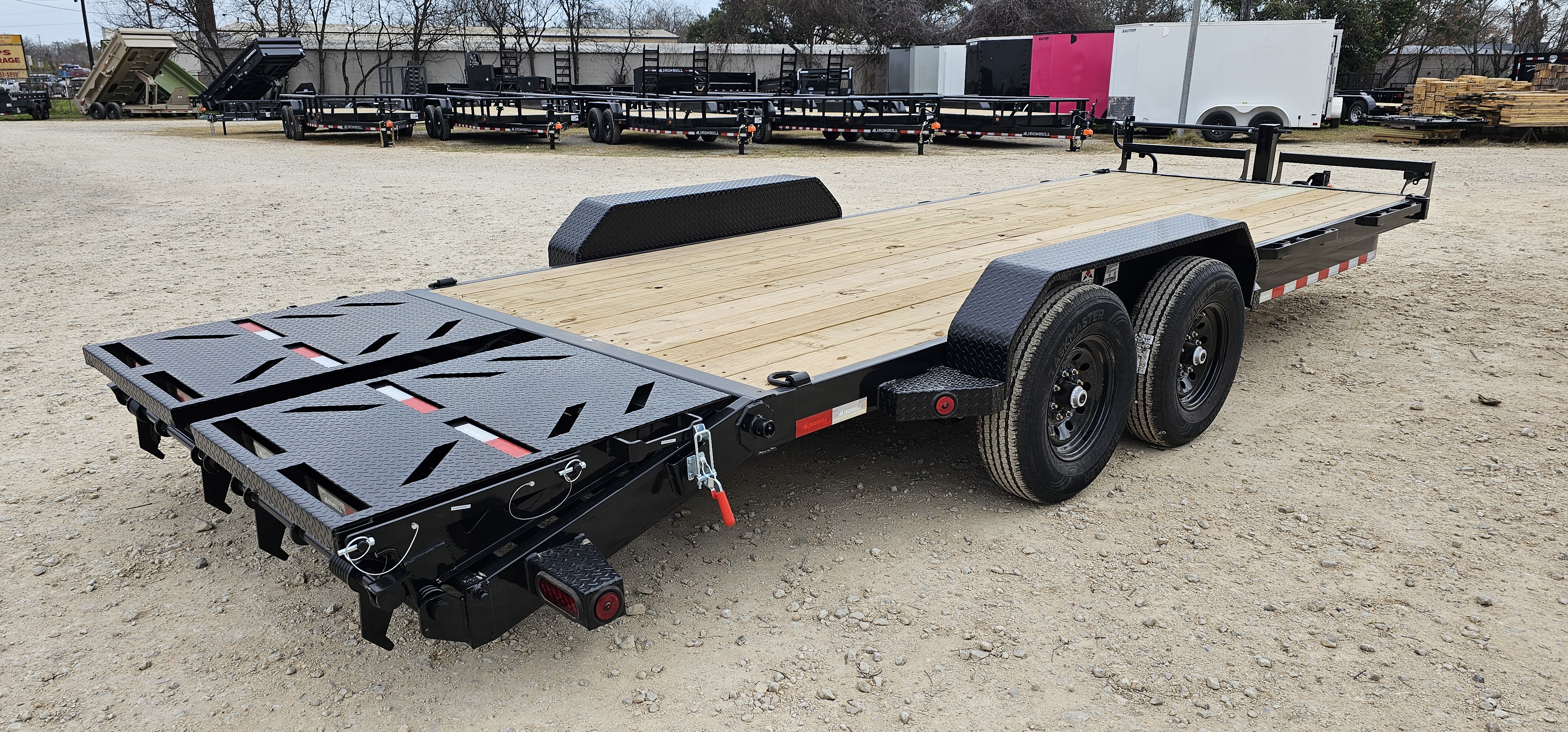 2026-Norstar-83-x-17+3-Iron-Bull-ETB-Bumper-Pull-Lowboy-w/-Rampage ...