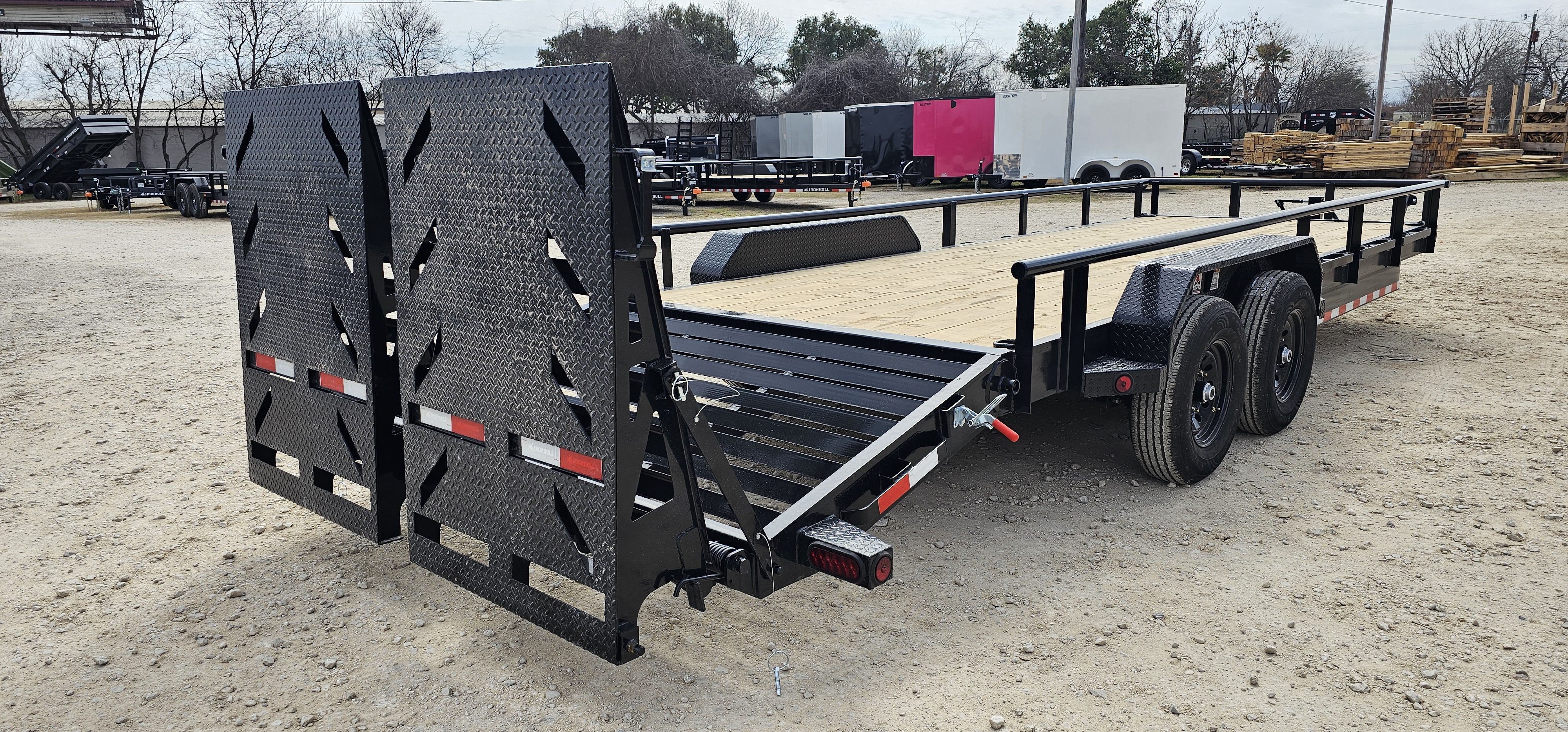 2026-Norstar-83-x-20+4-Iron-Bull-ETB-Heavy-Duty-Utility-Pipetop,-3ft ...