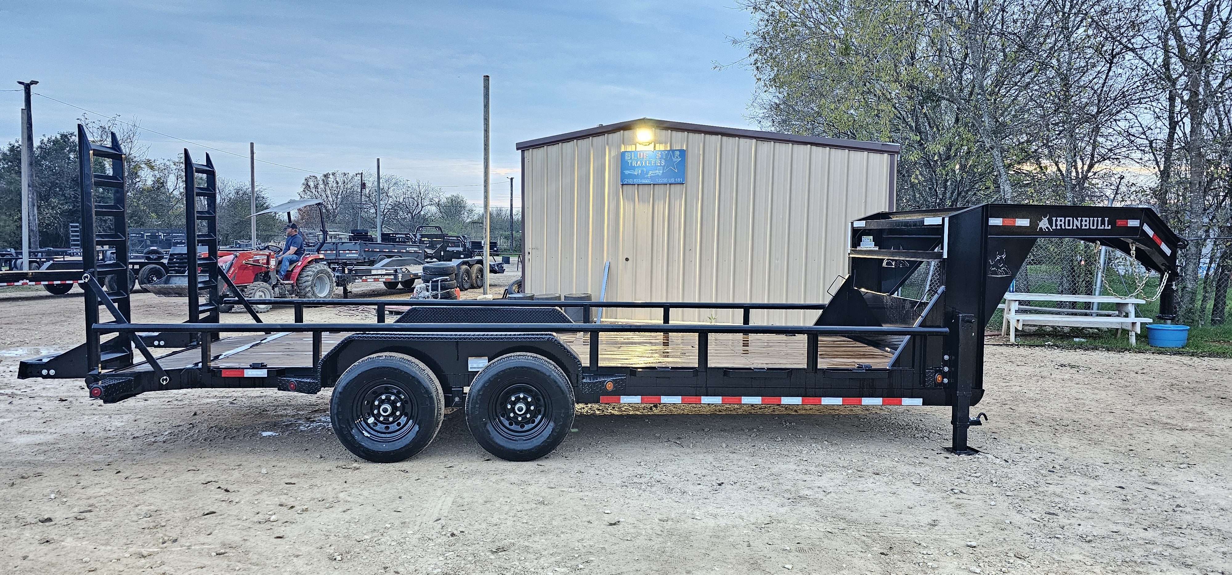 2026-Norstar-83-x-20+4-Iron-Bull-ETG-Gooseneck-Lowboy,-Pipetop,-4ft ...